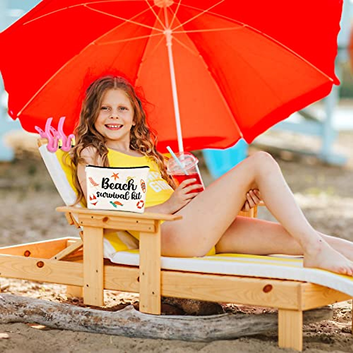 4 Pcs Towel Clips for Chairs Flamingo Parrot Beach Chair Clips for Beach Chairs,1 Pcs Beach Kit Cosmetic Bag for Women (Flamingo)