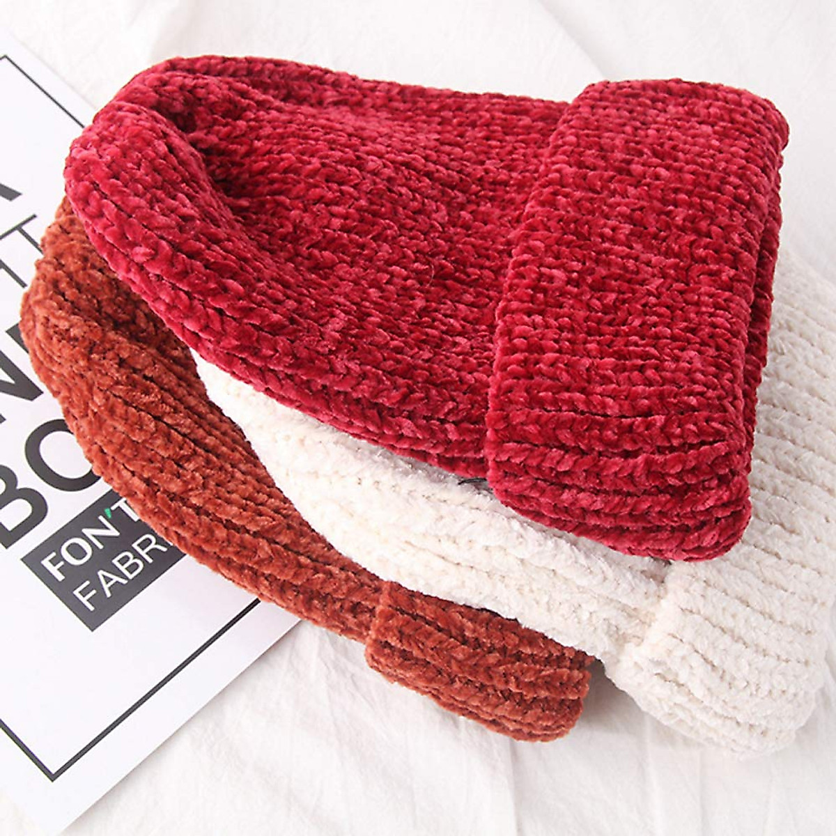 Brown Velvet Crochet Yarn, 100g/0.22lb Fluffy Chenille Yarn for Knitting and Handmade Projects