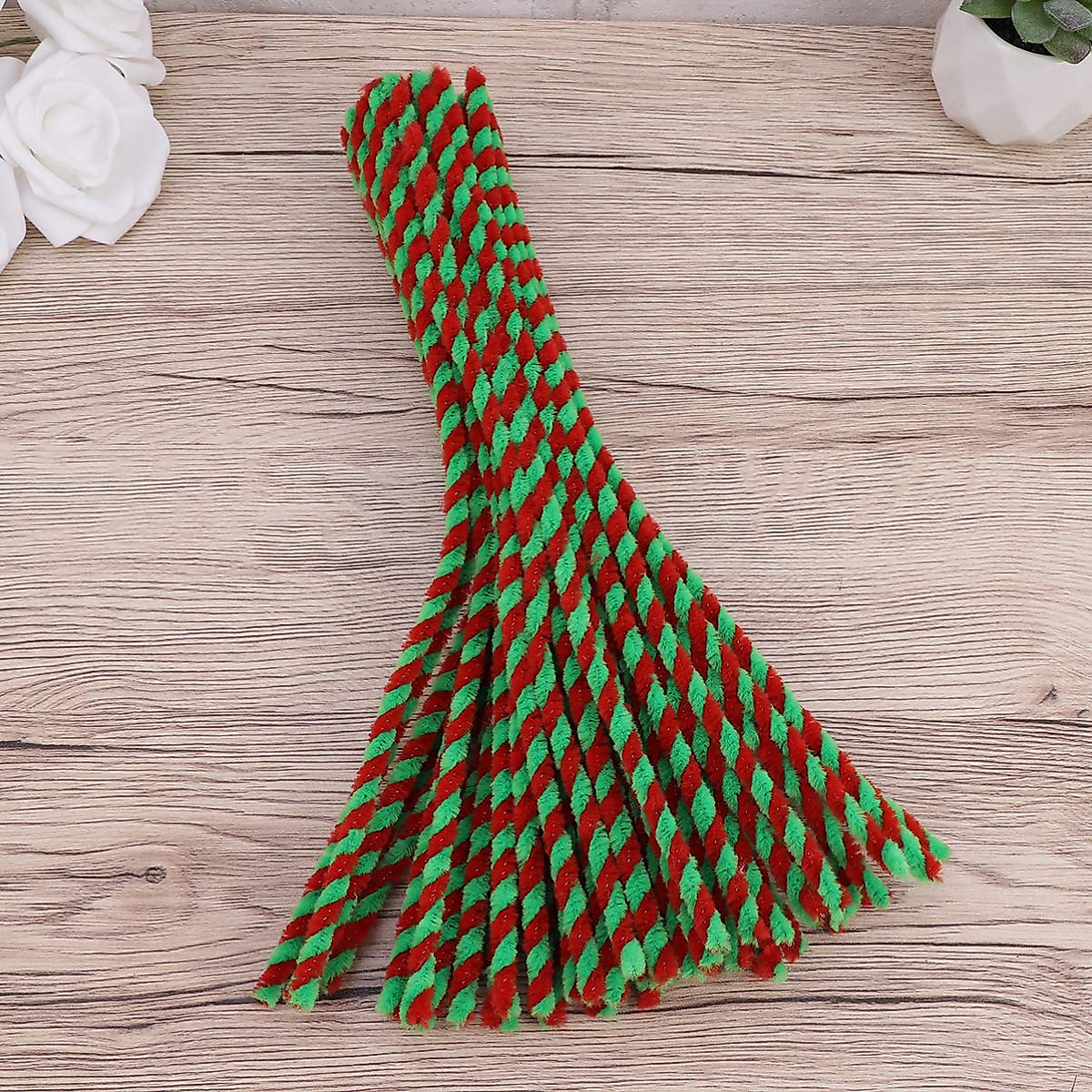 Happyyami 50pcs Christmas Cleaners Striped and Glitter Chenille Stem for Art and Crafts Creative Crafts Decorations Red and Green