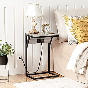 HOOBRO C Shaped End Table with Charging Station, Narrow Sofa Couch Side Table for Small Space, Industrial Bedside Table with Metal Frame for Living Room, Bedroom, Dorm, Greige and Black BG06USF01