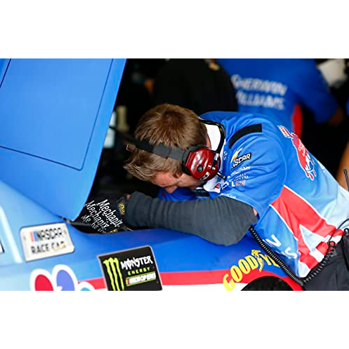 Mechanix Wear: Kevlar Heat Sleeves, Protective Arm Sleeves with Heat and Cut Resistance, Machine Washable, Sleeves for Welding or Automotive Work (One Size Fits All )