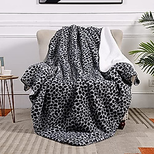 SOCHOW Premium Thick Sherpa Fleece Throw Blanket, Soft and Warm Winter Blanket, 60 × 80 Inches, Grey Leopard