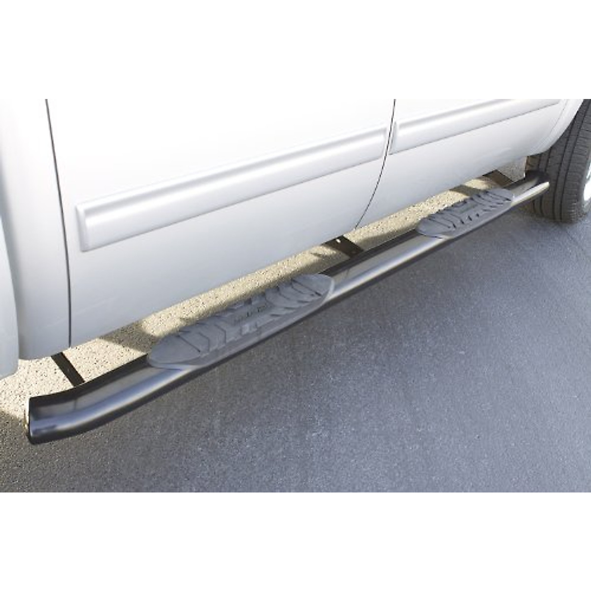 Lund 23891007 Black Steel 5" Oval Curved Nerf Bars for 2001-2013 Silverado/Sierra 1500, 2001-2004 Silverado/Sierra 2500, 2001-2006 Silverado/Sierra 3500, 2001-2014 Silverado/Sierra 2500HD, 2007-2014 Silverado/Sierra 3500HD Crew Cab