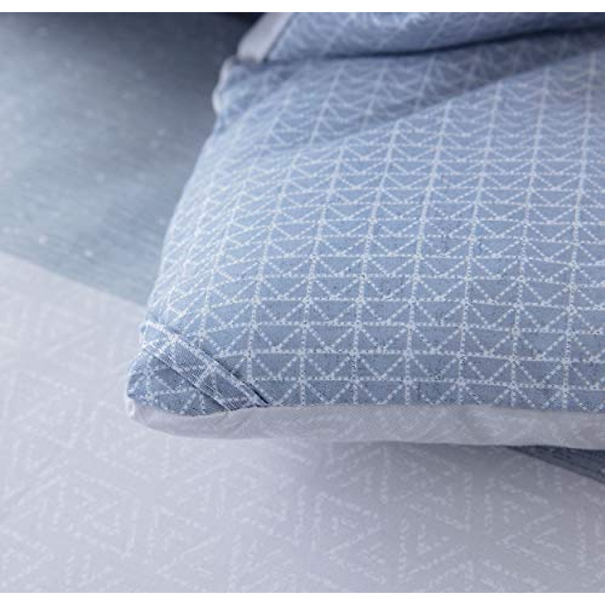 SLEEPBELLA Comforter Queen Size, 600 Thread Count Cotton Baby Blue and Navy Striped Patchwork Reversible Pattern Reversible Blue Comforter Set,Down Alternative Bedding Set 3Pcs (Queen, Blue Patchwork)