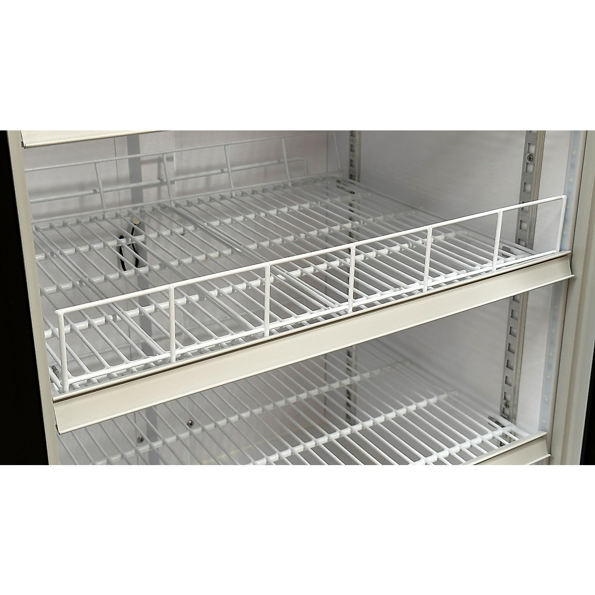 Elite Kitchen Supply Commercial Display Merchandiser Refrigerator, ETL NSF Fridge Cooler with 3 Glass Doors in Black, 3 Section Upright Reach-in, 78" W 69.43 cu. ft. Fan Cooling