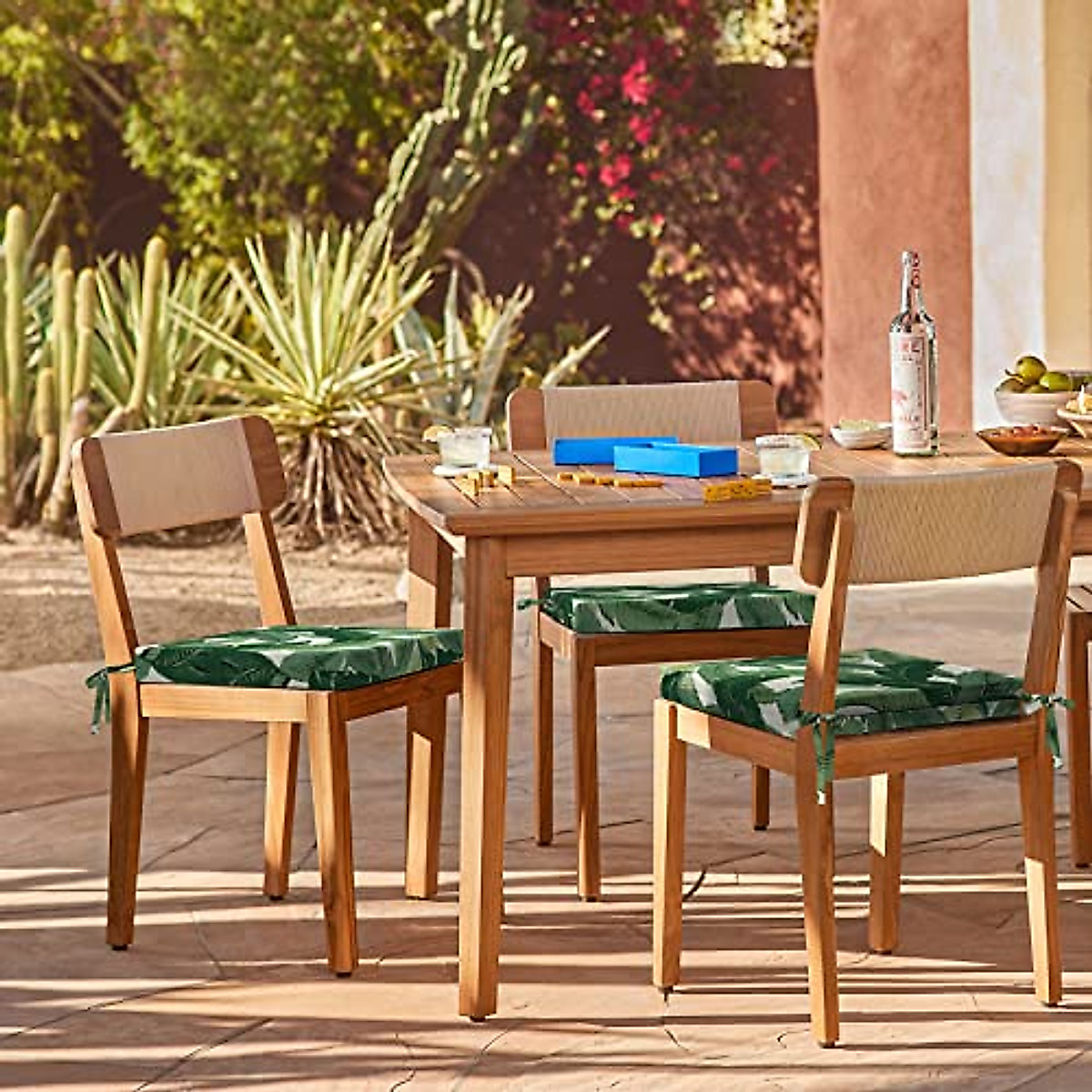LVTXIII Outdoor Chair Cushions, Fade-Resistant Patio Furniture Cushions Outdoor Square Chair Pads with Ties for Dining Chairs and Garden Decoration, 18.5"x16"x2" Set of 4, Swaying Palms Green