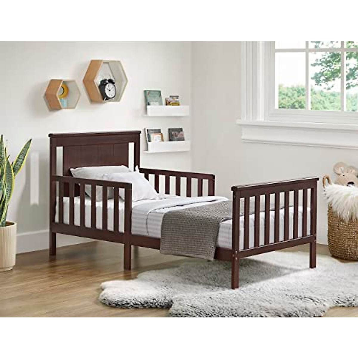 Oxford Baby Lazio Wood Frame Toddler Bed with Guardrails and Straight-Line -Headboard, Snow White