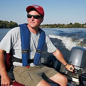 ABSOLUTE OUTDOOR Onyx A/M-24 Automatic/Manual Inflatable Life Jacket