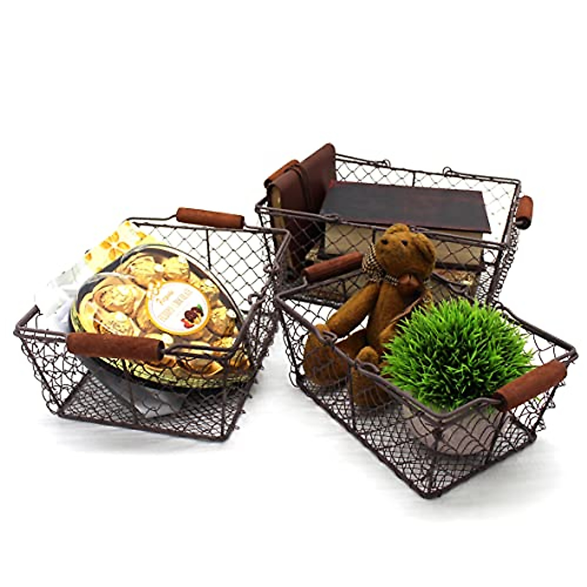 CVHOMEDECO. Primitive Chicken Wire Gathering Baskets with Wood Handle Rectangular Farmhouse Storage Baskets Set, Rusty, Set of 3