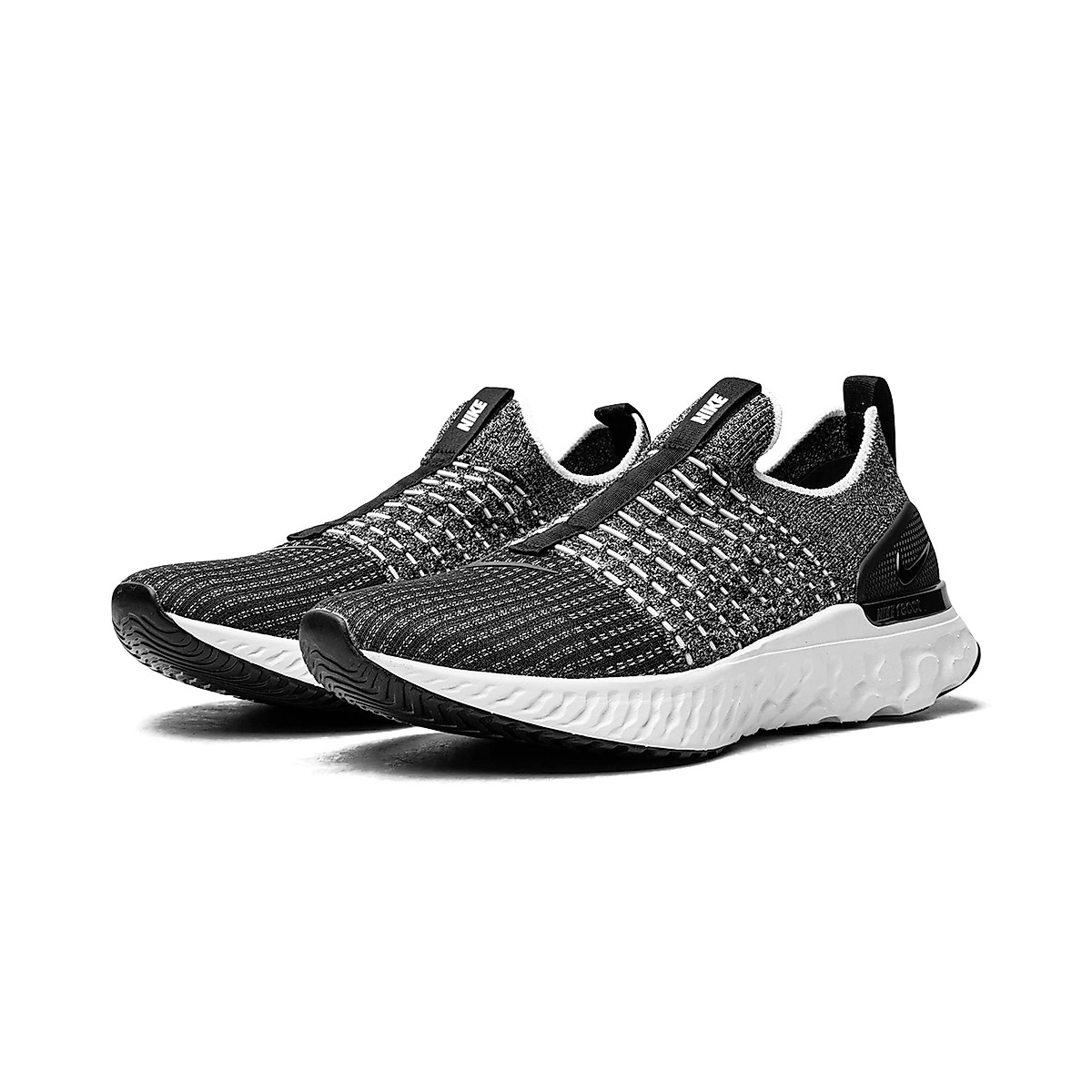 Nike Mens React Phantom Run Flyknit CJ0277 003 - Size 11 Black/White