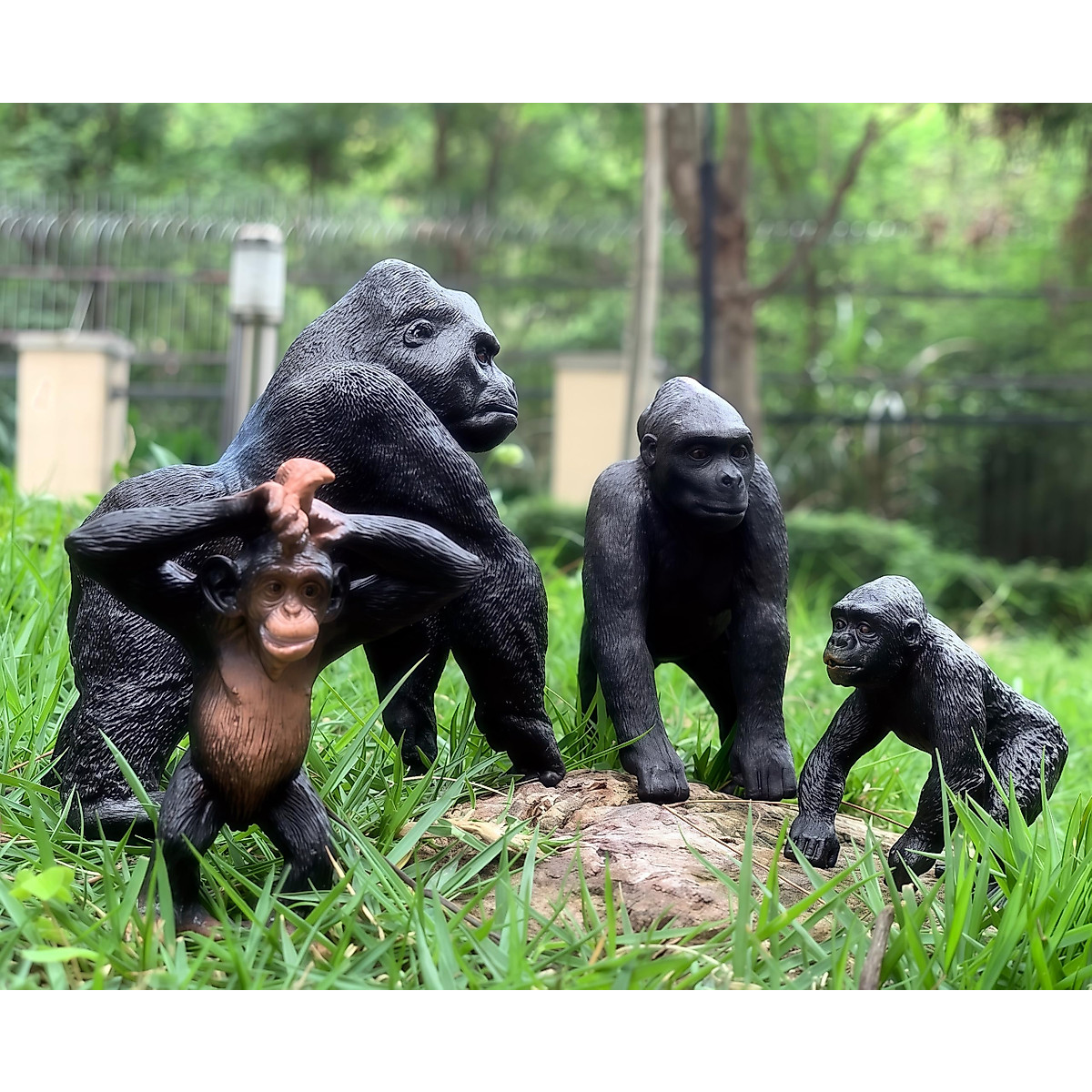 Gemini&Genius King Kong Toys, Safari Animal Toys Gorilla Family Figurines, Wildlife World Action Figure, Backyards Garden Flowerpot Room Decoration, Cup Cake Toppers for Ages 3 Years Old & Up Kids