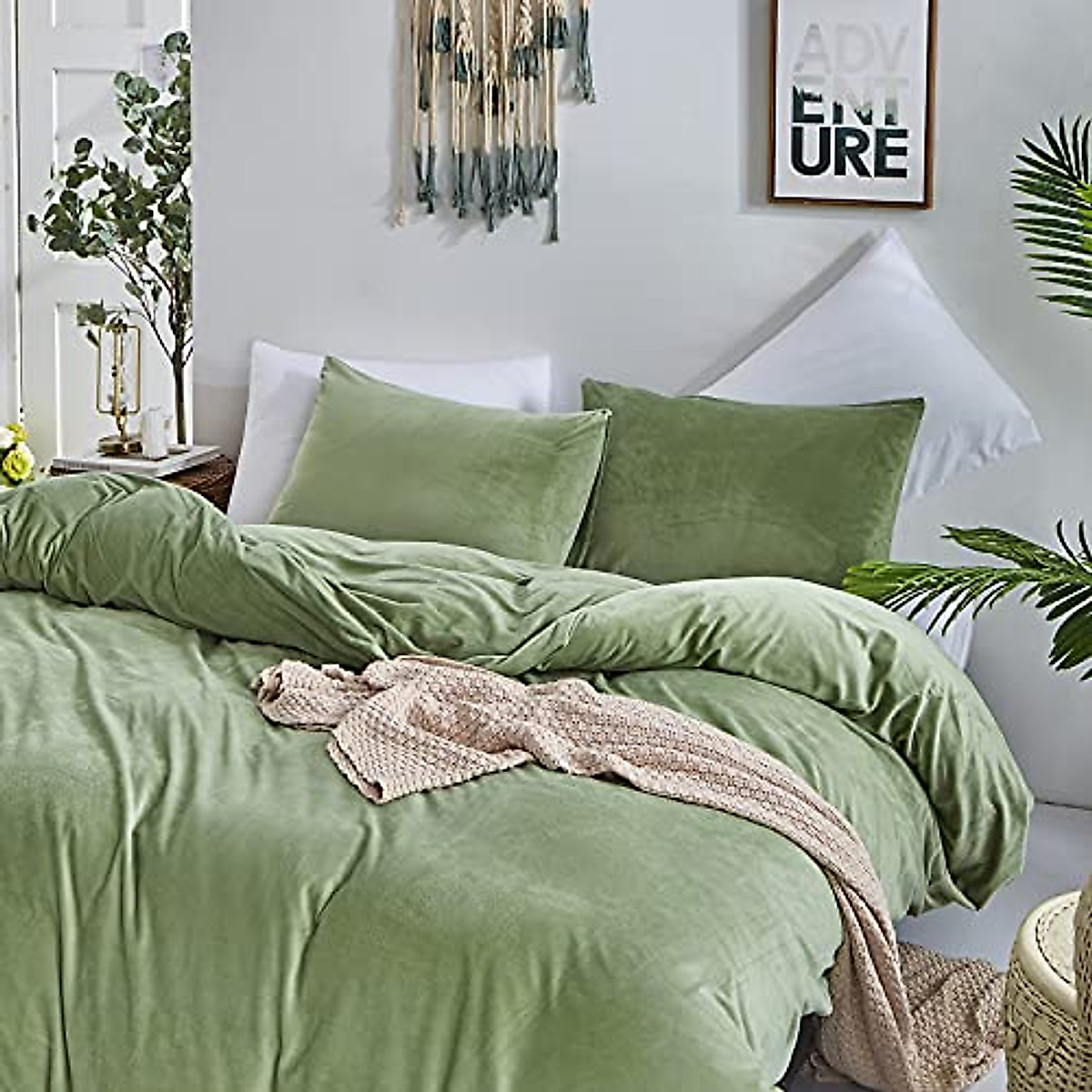 Luxlovery Sage Green Flannel Duvet Cover Set Queen Velvet Fluffy Bedding Cover Sets Light Green Soft Warm Comfy 3 Piece Bedding Cover Set with 2 Pillowcases