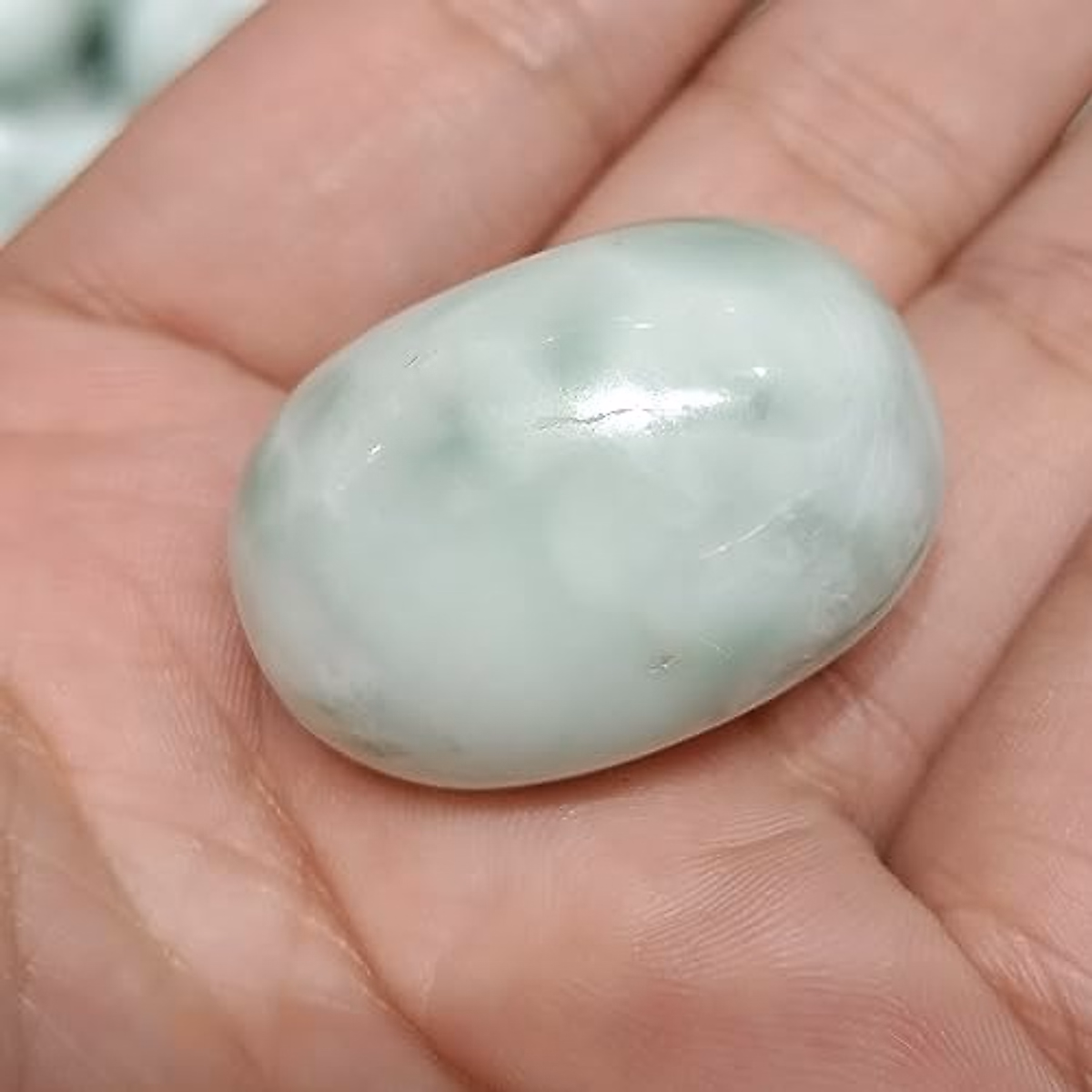 BAWHO 100g 2-3cm Natural Crystal Larimar Stones Gravel Tumbled Quartz Palm Specimen Aquarium Home Decoration DIY QINTINYIN