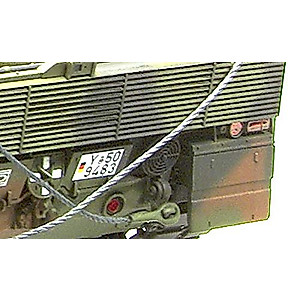 Tamiya 35271 Leopard 2 A6 Main Battle Tank Toy