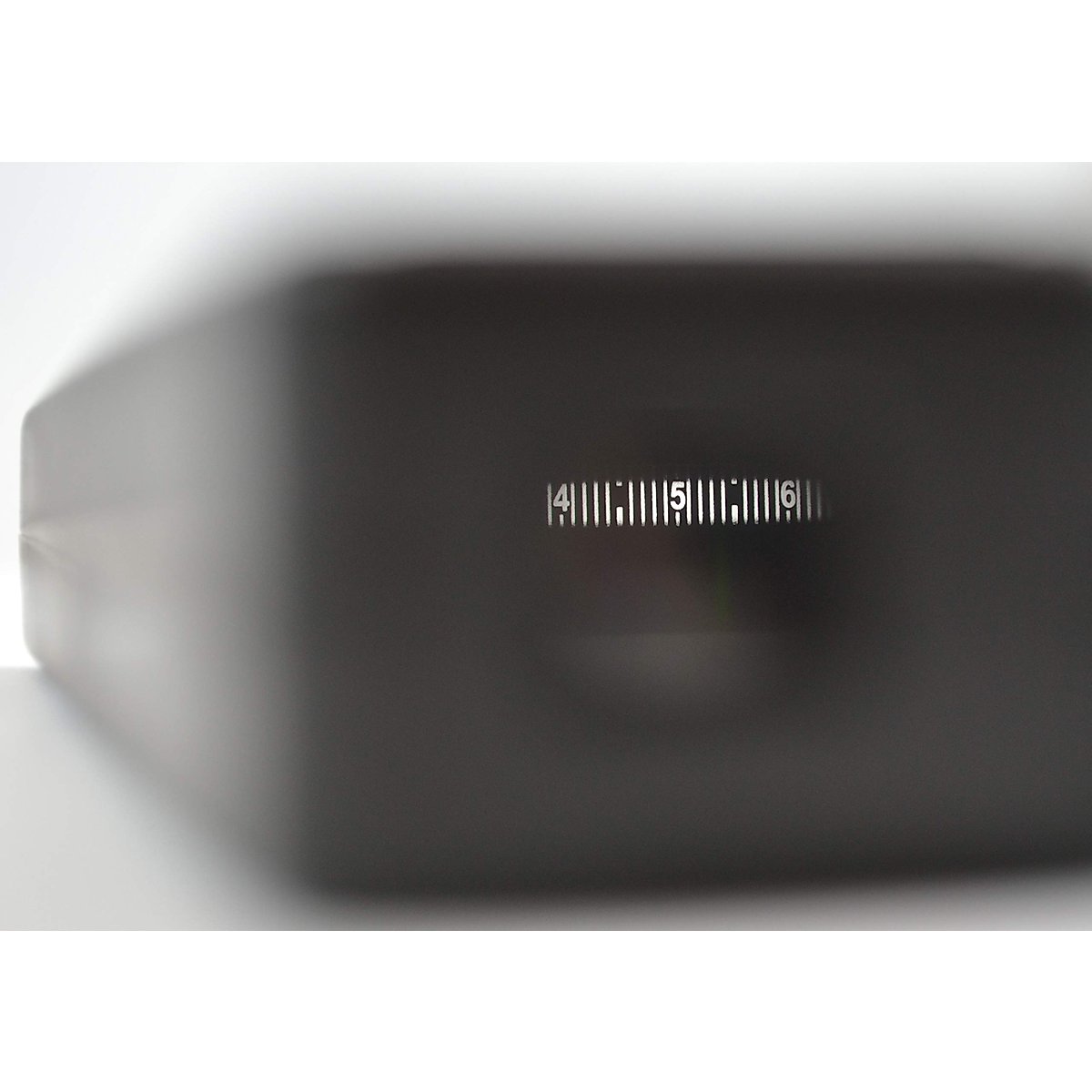 Premium Quantitative Spectroscope - 400-700nm Range, 5nm Accuracy - for Studying Light Sources, Measuring Wavelengths & Color Spectra - Eisco Labs