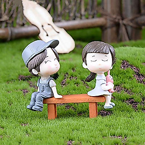 DOYIFUN 8 Pcs Miniature Couple Lover Figurines Chair Boy&Girl Kiss Dolls Cake Topper Micro Landscape Ornaments Fairy Garden Craft Terrarium Gift Dollhouse Miniature（Random 4pairs
