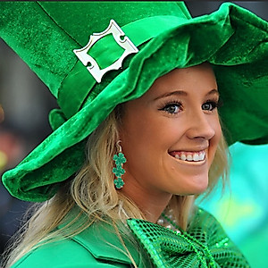 Sgoeths St. Patrick's Day Earrings for Women Green Leaf Acrylic Dangle Earrings for Women Green Hat Horseshoe Drop Earrings Good Luck Jewelry (Multilayer Tassel) (Green Leaf Earring)