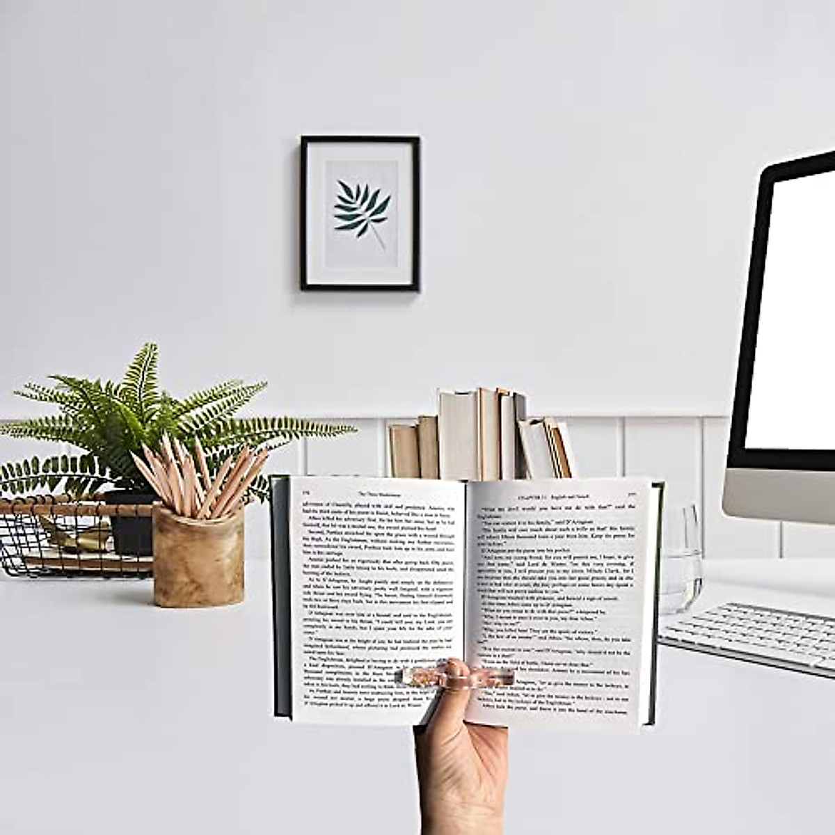 Thumb Book Page Holder Bookmark Dried Flower Resin Book Page Holder Transparent Handmade Personalized Flower Reading Accessories 2 Pcs (zisejia)