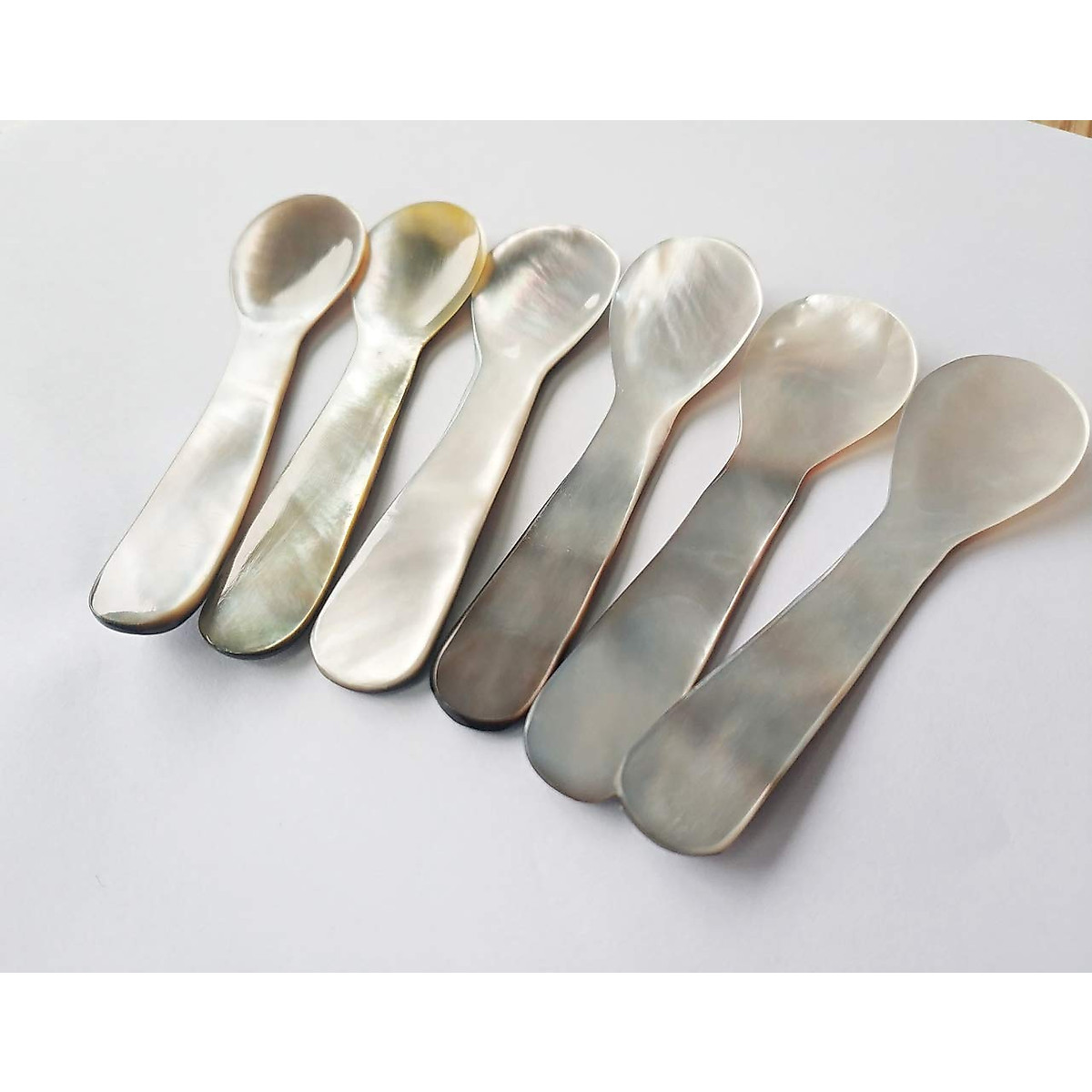DUEBEL Set of 6 Shining Mother of Pearl MOP 7.5cm x 2cm Shell Spoons for Caviar, Egg Serving (Black)