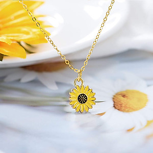 Jeka Sunflower Pendant Boho Necklace Friendship Jewelry for Women Daughter Wife Mother Adjustable 18-20.5 Inches