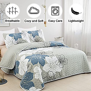 DJY 3 Pieces Quilt Set King Blue Floral Pattern Quilt Coverlet Elegant Bohemian Bedspread with 2 Pillow Shams Soft Lightweight Bedding Quilt Set for Adults (Blue, 104"x90")
