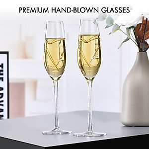 Parihy Champagne Flutes, Bride and Groom Wedding Toasting Champagne Glasses Set of 2 with Engraved Love Heart Design Embellished with Crystal, Wedding Engagement Christmas Gifts for Couple