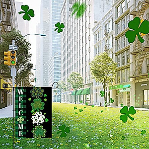 Shamrocks Welcome Garden Flags, St Patrick's Day Green Buffalo Plaid Garden Falg Vertical Double Sized Burlap Spring Flag for House Yard Outdoor Decor 12.5 x 18 Inch