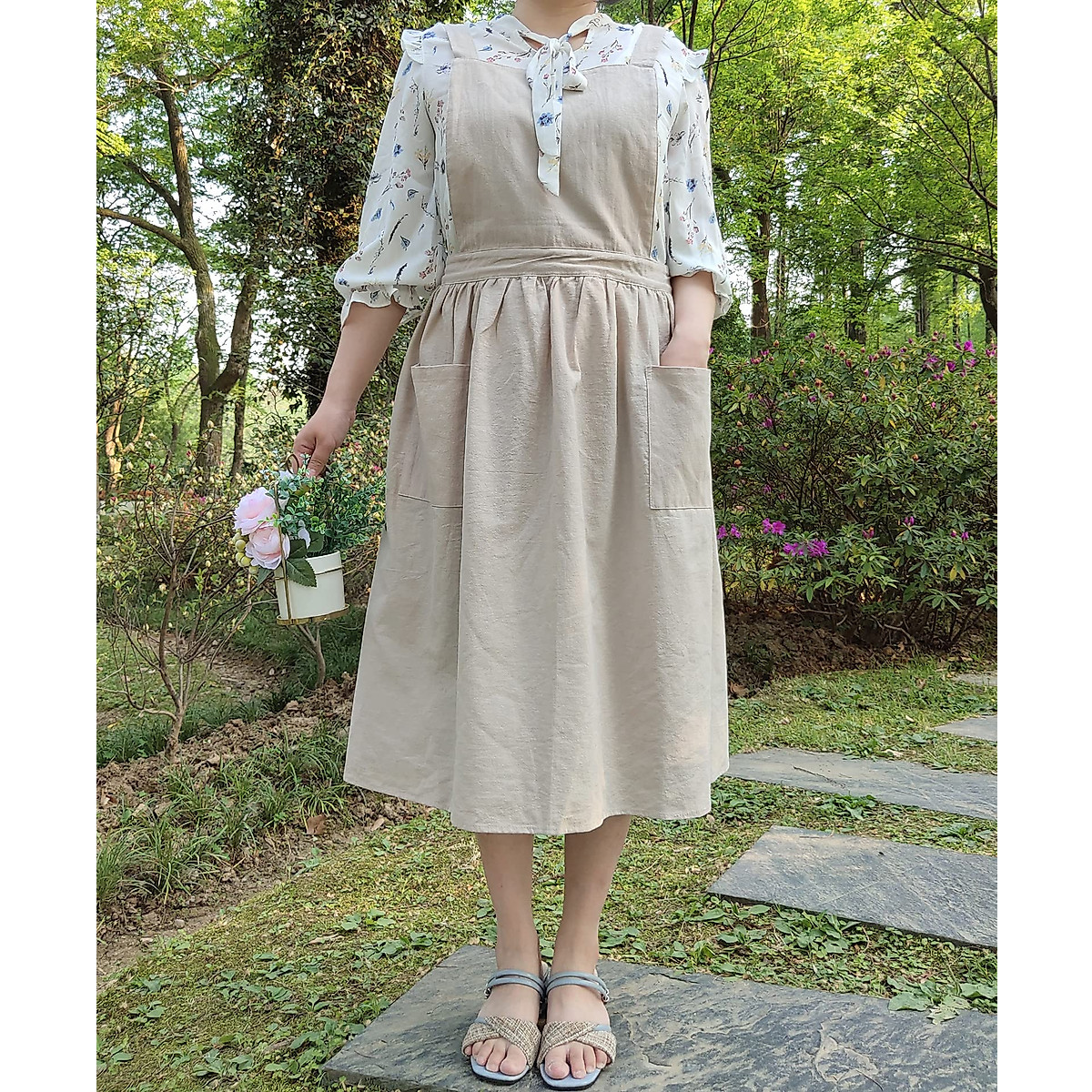 Cute Retro Cotton Linen X-Back Aprons Home Kitchen Garden Art Painting Pinafore Florist Shop Overalls (Beige, 39L)