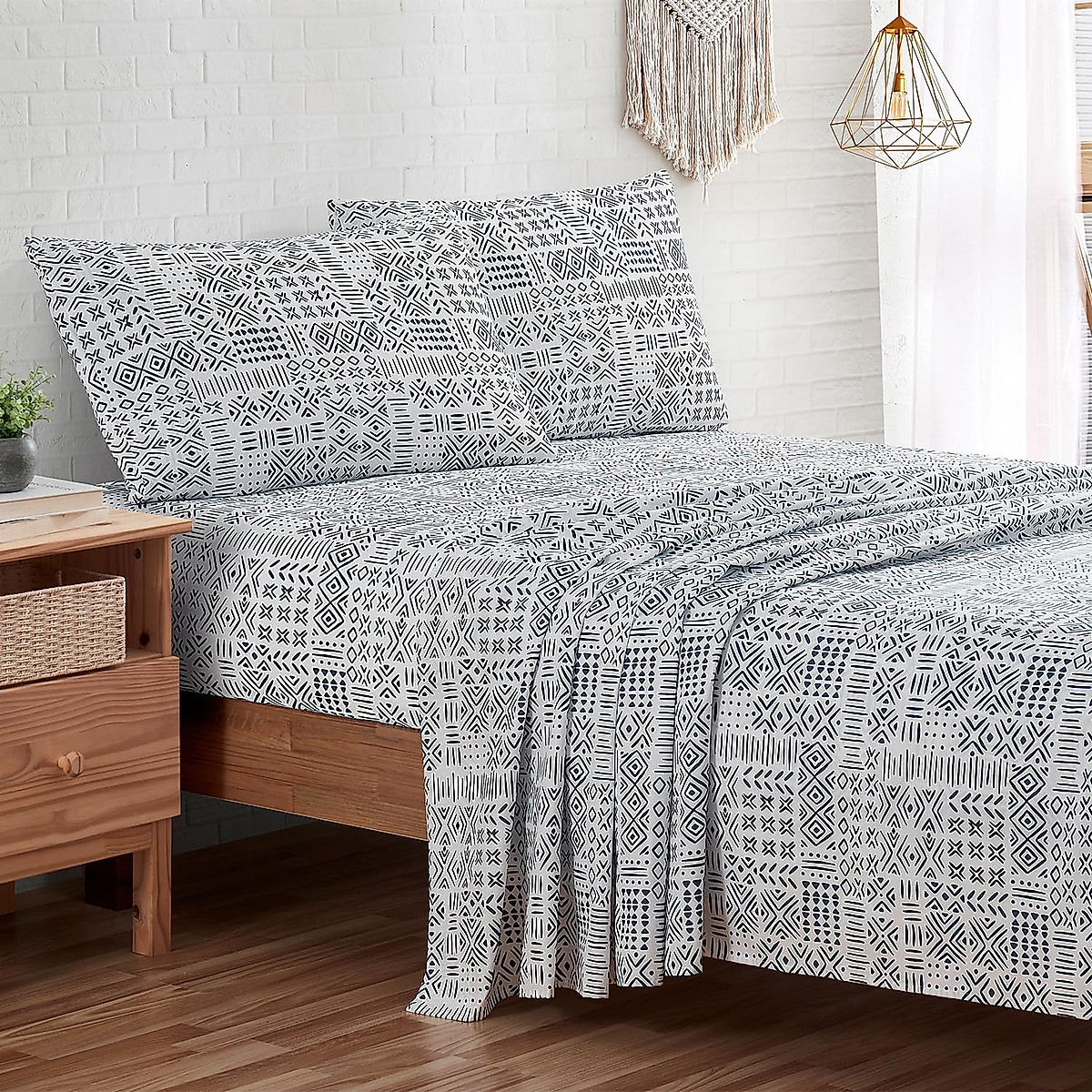 Indigo Ink - Full Size Sheet Set, 4-Piece Boho Geometric Patterned Bedding, Soft & Wrinkle Resistant (White Denim Collection, Navy Blue)