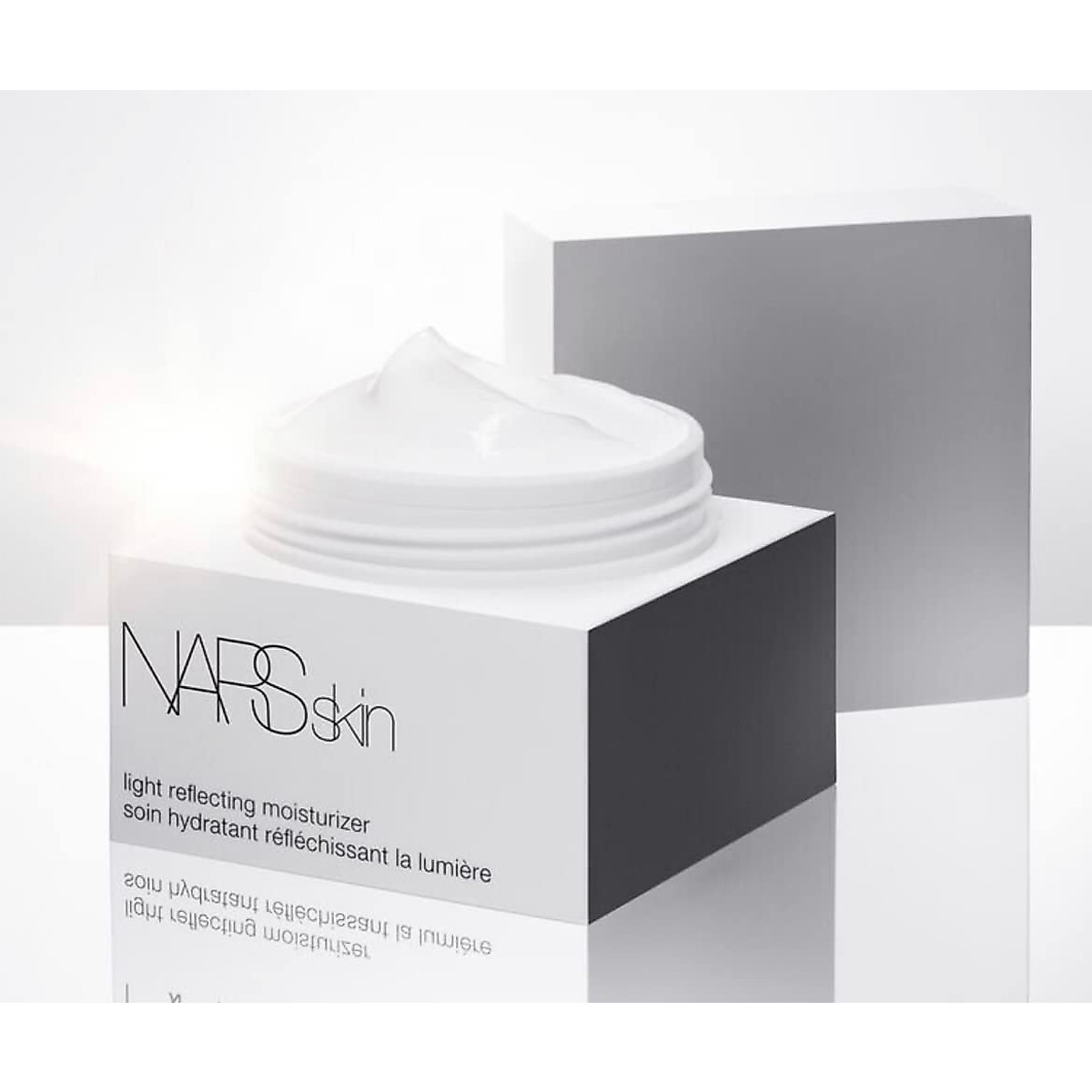 NARS Skin Light Reflecting Moisturizer