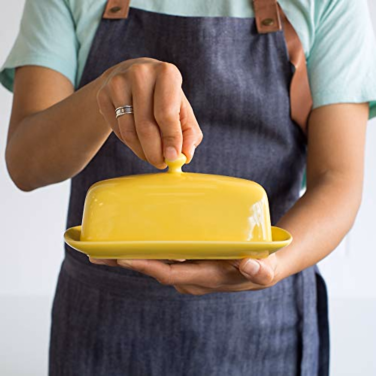 Now Designs Stoneware Rectangle Butter Dish with Lid, Lemon Yellow 4.5 x 8 in