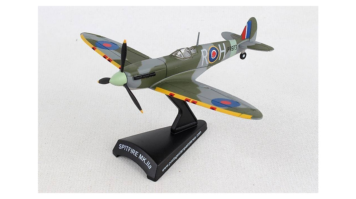 Daron RAAF Spitfire 1/93 Die-Cast Model with Stand