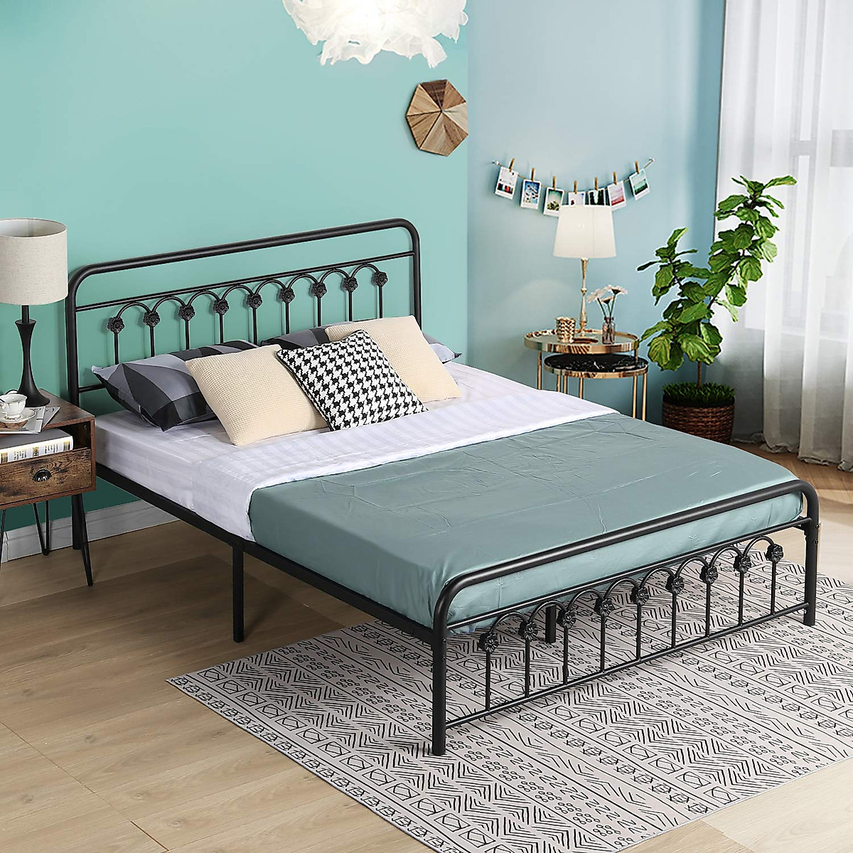 VECELO Classic Metal Platform Bed Frame with Headboard and Footboard Mattress Foundation with Steel Slat Support/No Box Spring Needed/Easy Assembly/Full Size Black