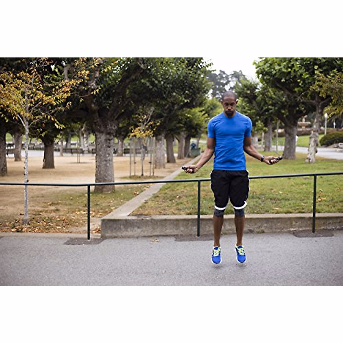 Fitbit Surge Fitness Superwatch, Black, Large (US Version)