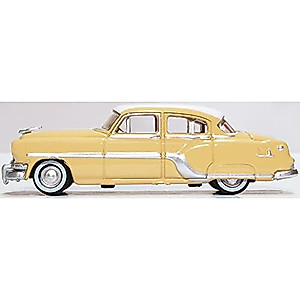 1954 Pontiac Chieftain 4 Door Maize Yellow with Winter White Top 1/87 (HO) Scale Diecast Model Car by Oxford Diecast 87PC54002