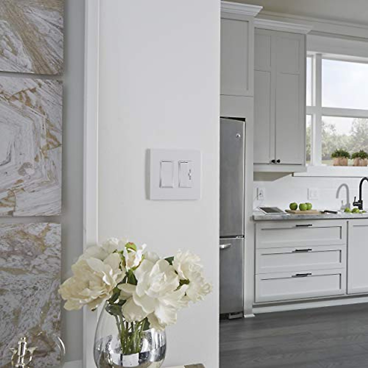 Legrand radiant RH453PTCCCV6 450W Preset Decorator Rocker Dimmer Light Switch with Locator Light for Dimmable LED and CFL Bulbs, Single Pole/3-Way, White/Light Almond/Ivory (1 Count)