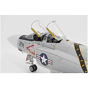 1/48 USN F-4J VF-84 Jolly Rogers 12305 with 3 Lifelike Pilot Figures - Plastic Model Kit