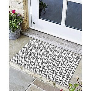 Indoor Outdoor Mats, Black and White Leaf Tile Pattern Door Mat, Non-Slip Absorbent Resist Dirt Entrance Mat Washable Welcome Mats for Entryway, Low-Profile Floor Mats