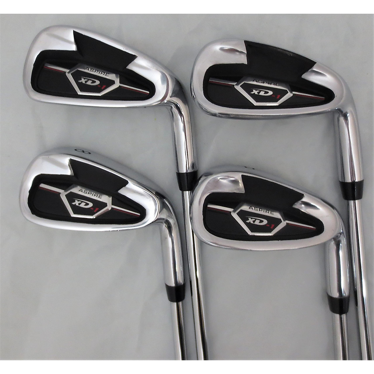 New Teen Golf Club Set Complete with Stand Bag for Teenagers Ages 13-16 Driver, Wood Hybrid, Irons Putter