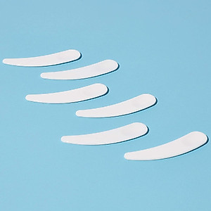 Juvale 5ml Amber Glass Jars with Lids and 6 Spatulas for Beauty Product Samples, Lip Balm, Lotion, Essential Oils, Face Creams (1.4 x 1 In, 24 Pack)