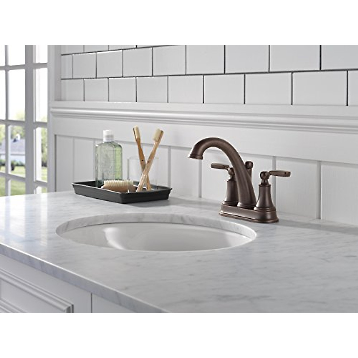 Delta Faucet Woodhurst 2-Handle Centerset Bathroom with Metal Drain Assembly, Venetian Bronze (2532LF-RBMPU)