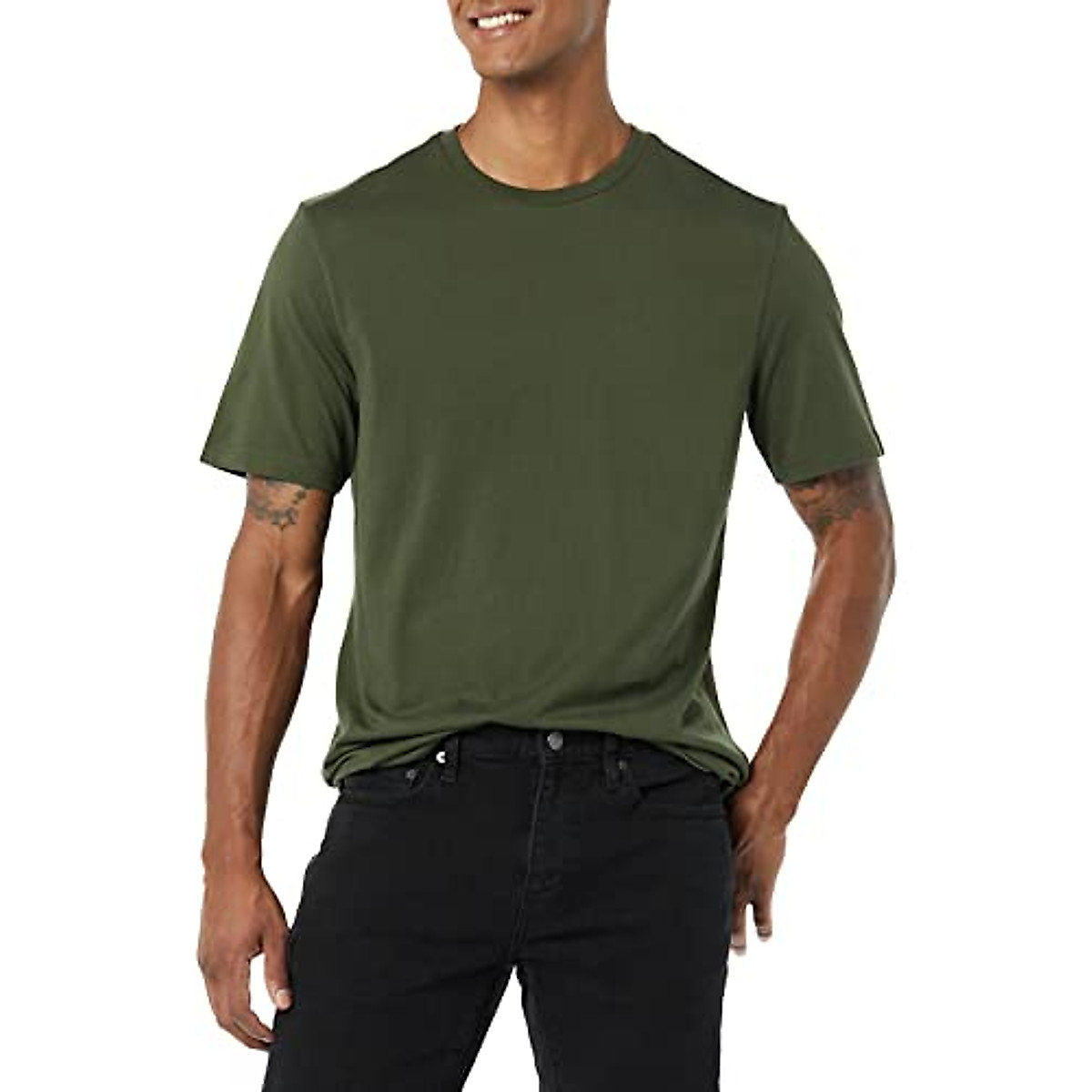 Amazon Essentials Men's Regular-Fit Short-Sleeve Crewneck Pocket T-Shirt, Pack of 2, Black/Olive, Large
