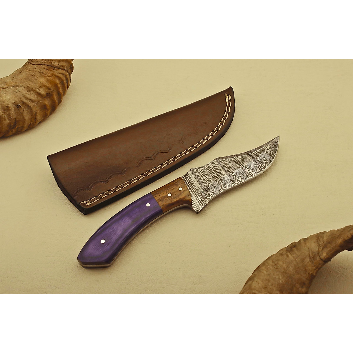 Handmade Damascus Steel Hunting Camping Skinner Knife - Rose Wood Handle Comes With Pure Leather Sheath