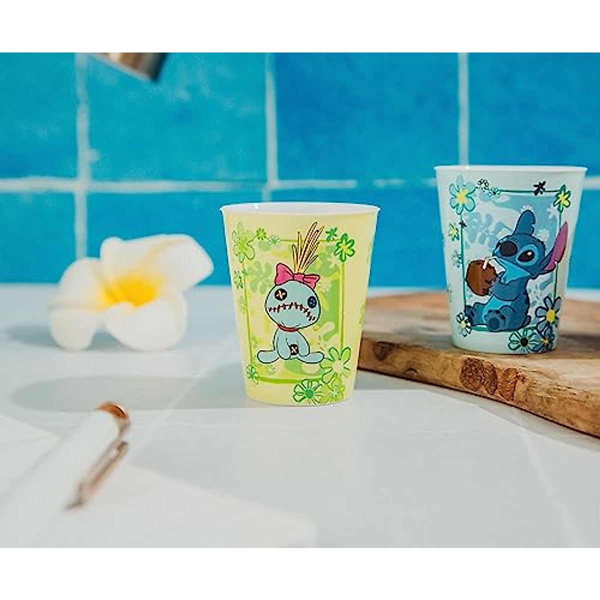 Disney Lilo & Stitch Tropical 2-Ounce Plastic Mini Cups | Set of 4