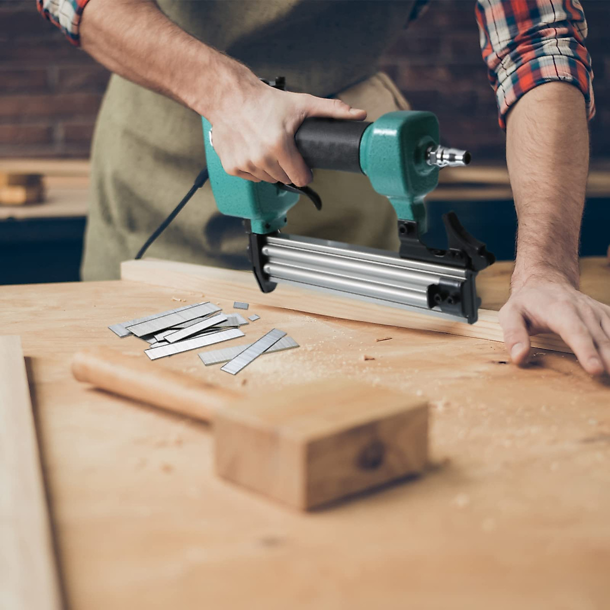 2000 Pieces 18Ga Brad Nails Galvanized Finish Nail Galvanized Brad Nails 5/8 Inch-500, 3/4 Inch-500, 1 Inch-500, 1-1/4 Inch-500 with Storage Box for Repairing Molding Cabinetry Building Assembly