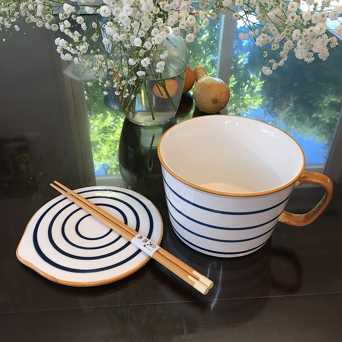 MOMOZEE Ceramic Japanese Noodle Bowl, microwave ramen bowl sets with Chopsticks with lid, microwave safe noodle bowls, instant ramen cooker,ramen bowls (circle)