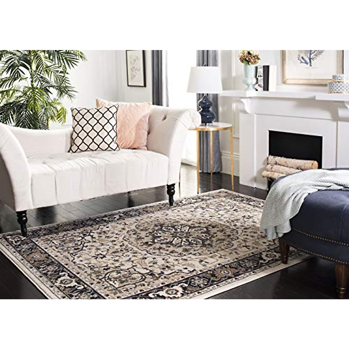 SAFAVIEH Lyndhurst Collection 4' x 6' Cream / Navy LNH334K Traditional Oriental Non-Shedding Living Room Bedroom Accent Rug