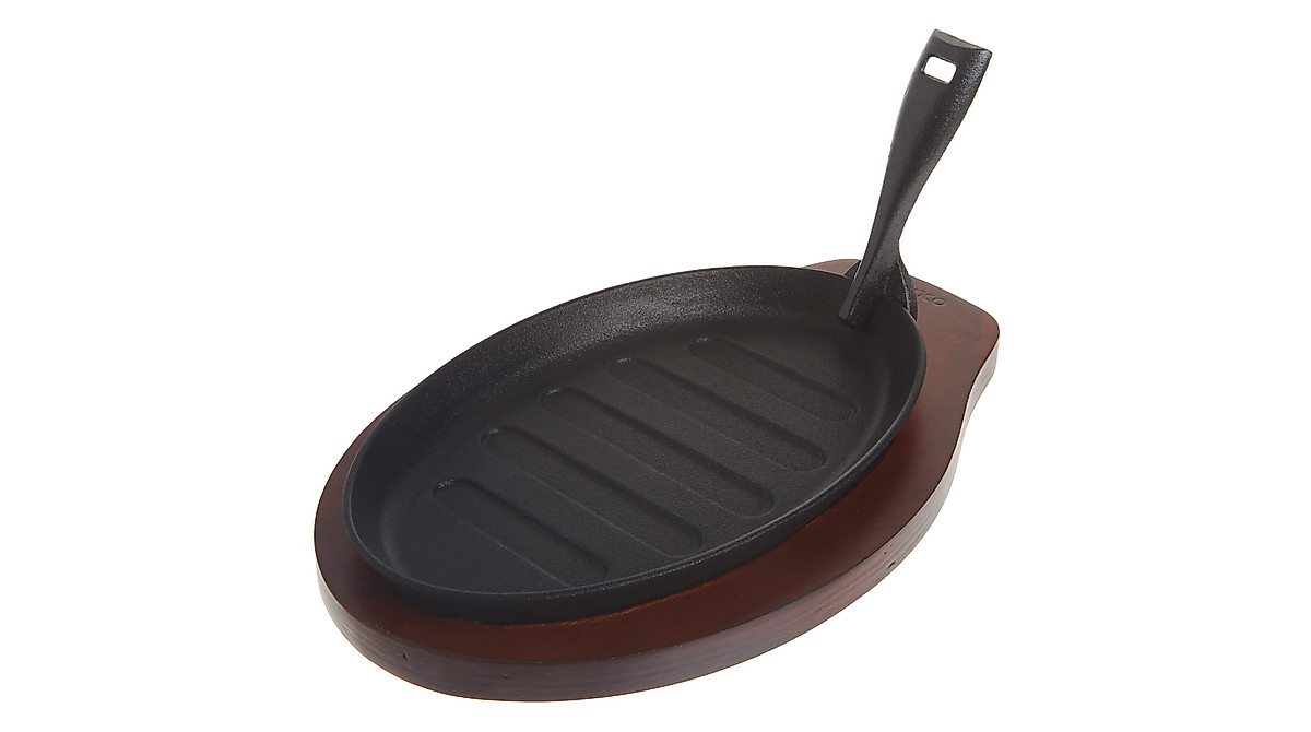 Winco ISP-3 Cast Iron Steak Platter - Durable & Stylish