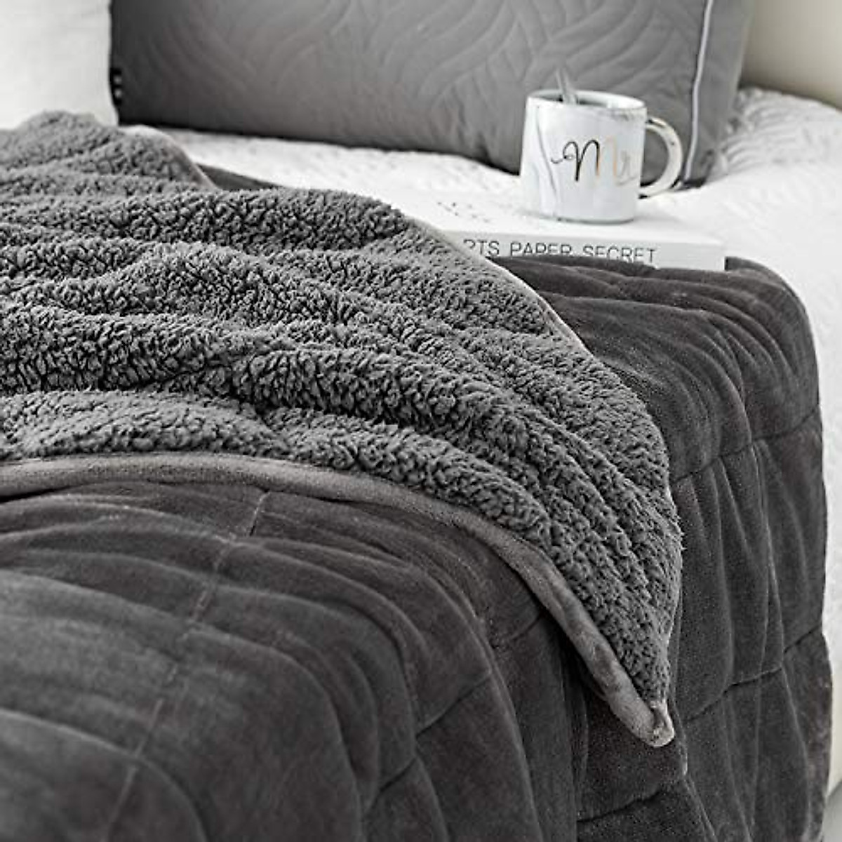 Wemore Sherpa Fleece Weighted Blanket for Adult Grey 48 x 72 Inches 15lbs with Shaggy Long Fur Faux Fur Weighted Blanket Rainbow 60 x 80 Inches 15lbs