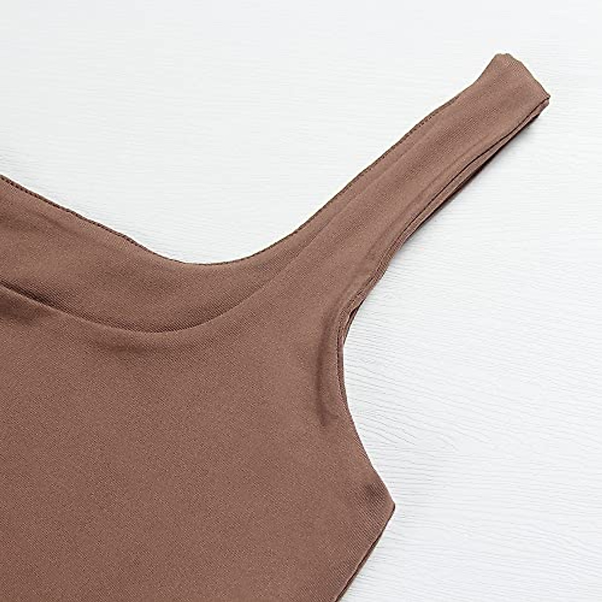 Artfish Women's Sleeveless Strappy Seamless Crop Tank Tops Square Neck Workout Fitness Basic Cropped Camis (Mocha Brown, S)